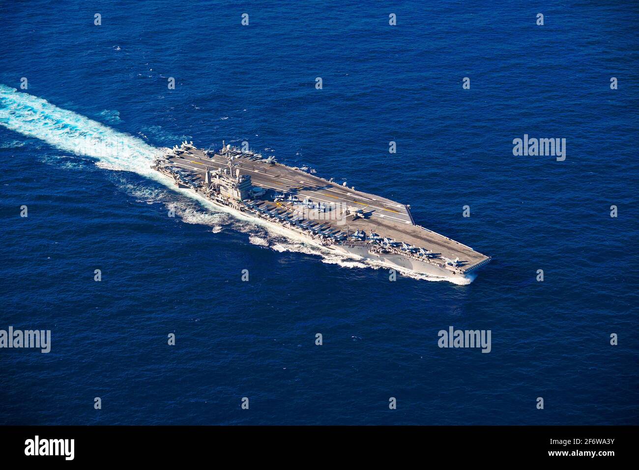 PHILIPPINE SEA (Nov. 16, 2018) The Nimitz-class aircraft carrier USS John C. Stennis (CVN 74 ...
