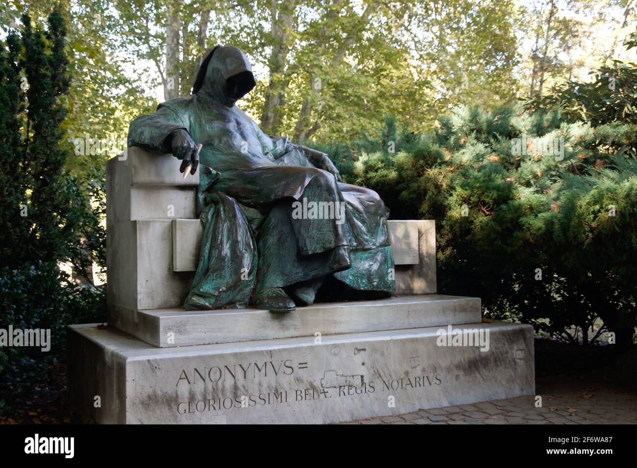 Anonymous Statue High Resolution Stock Photography and Images - Alamy