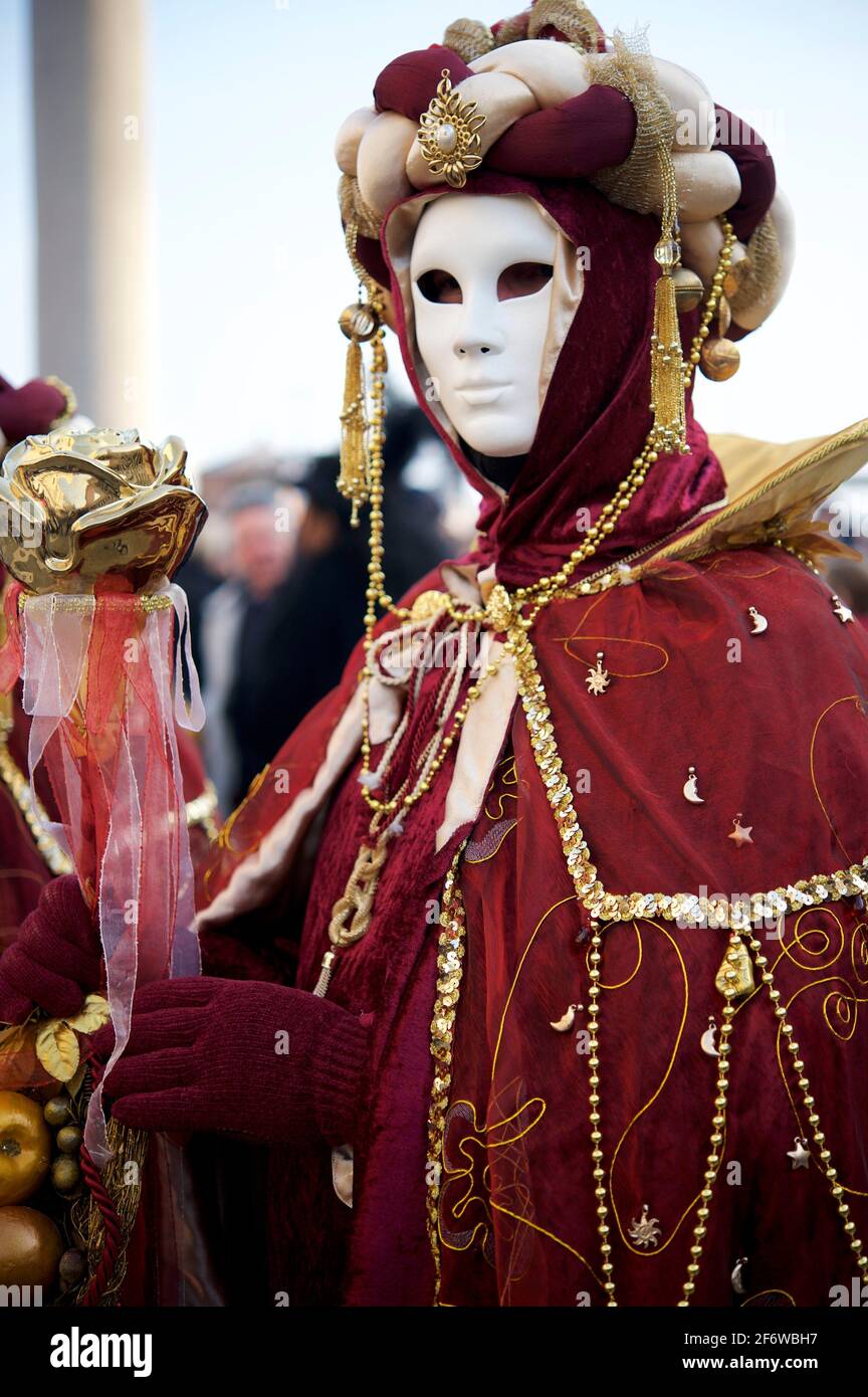 Costumes for carnival hi-res stock photography and images - Alamy