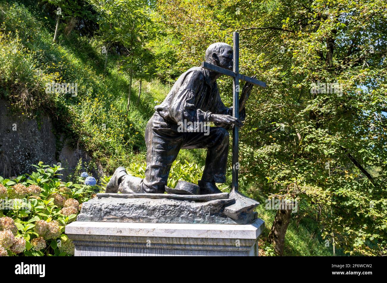 Shepherd statue hi-res stock photography and images - Alamy