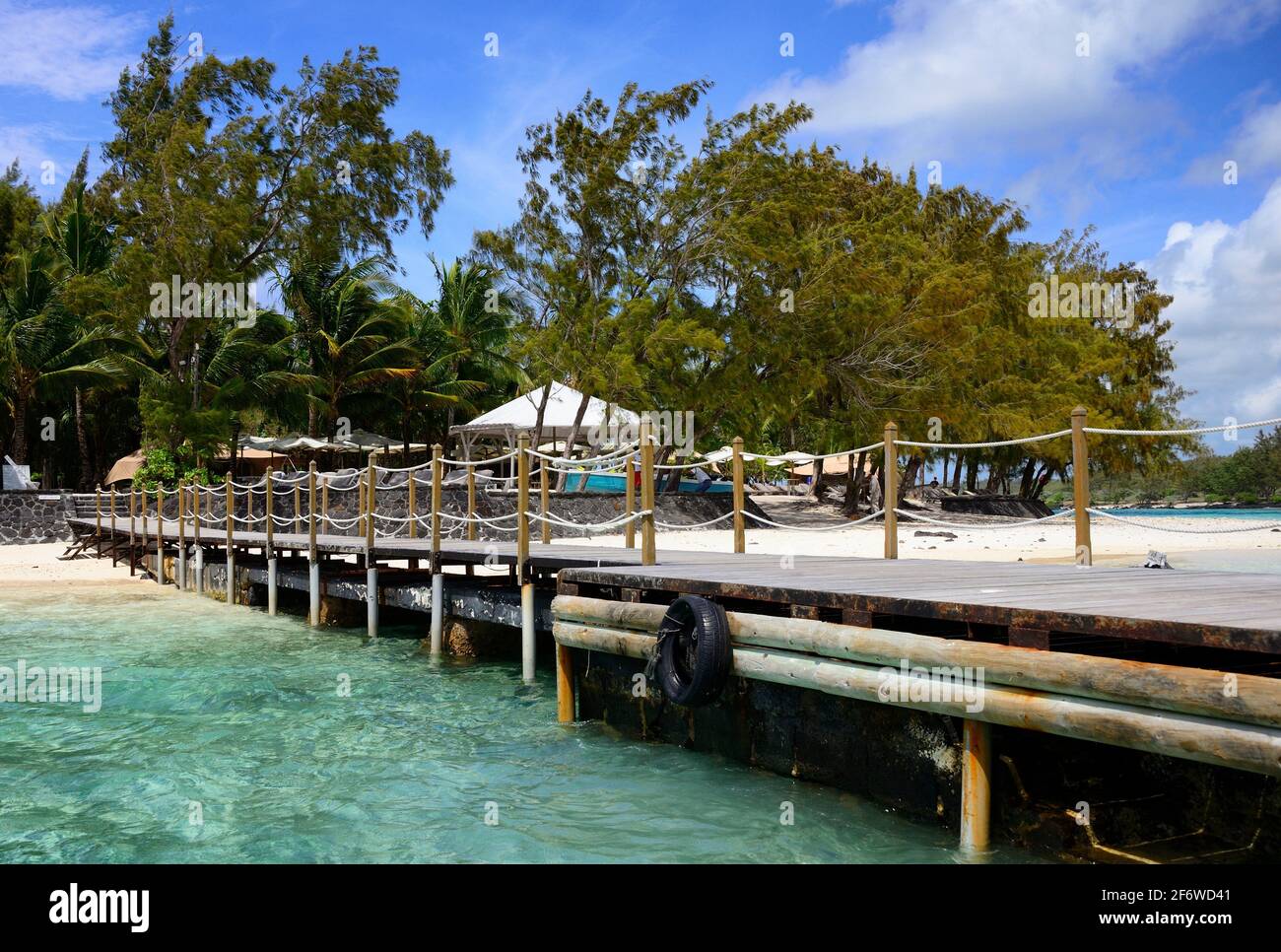 Coco island resort hi-res stock photography and images - Alamy