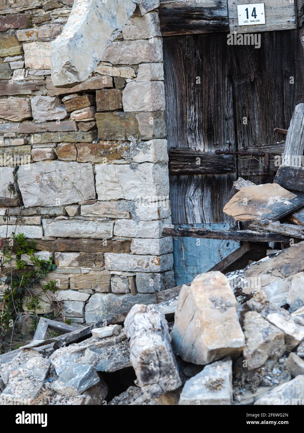 Collapsed old stone mountain house Stock Photo - Alamy