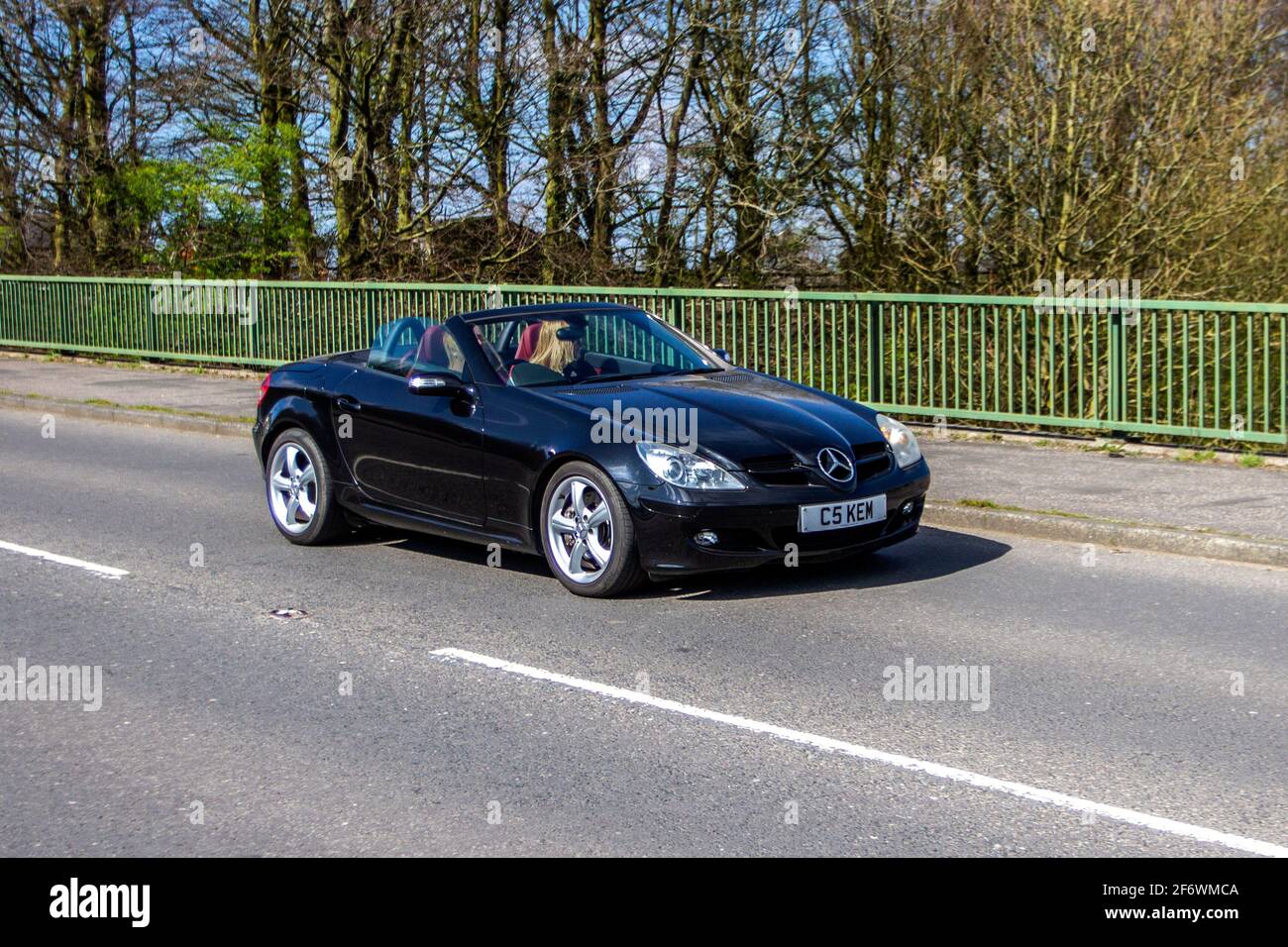Mercedes benz slk 2005 slk 350 2dr tip auto hi-res stock photography ...