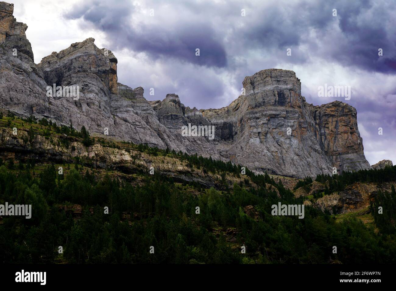 Mountain landscape with stormy sky. Ordesa y Monte Perdido National ...