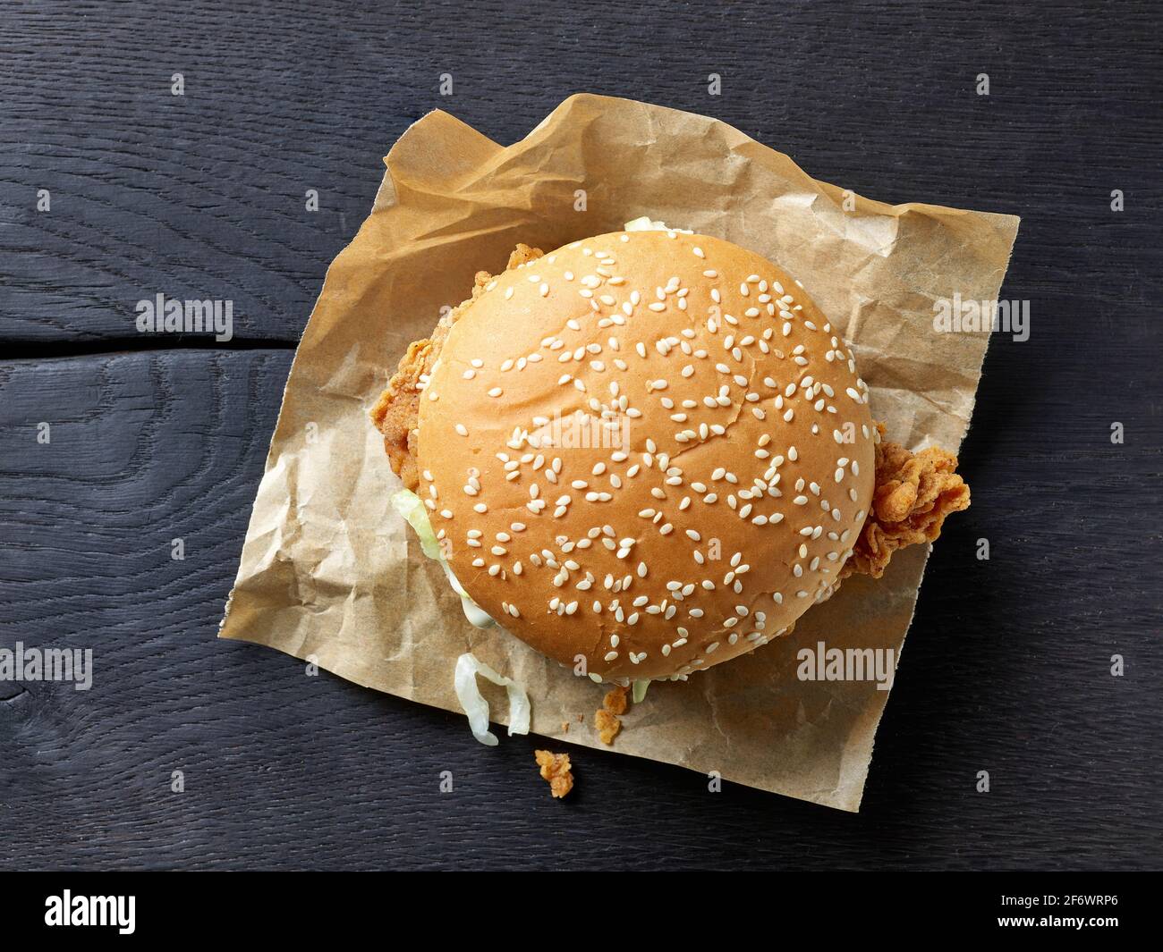 Crisp chicken burger top view hi-res stock photography and images - Alamy