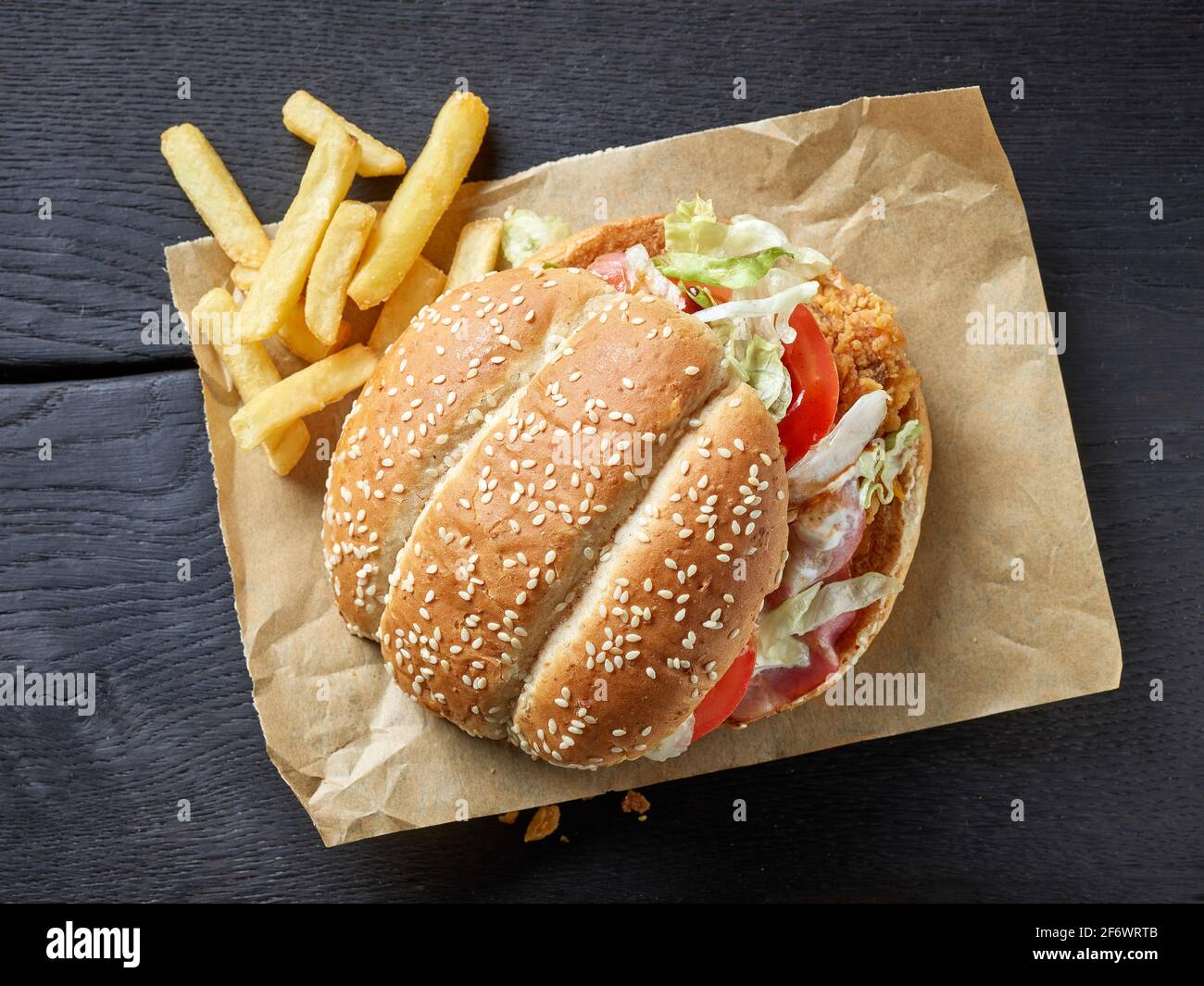 Crisp chicken burger top view hi-res stock photography and images - Alamy