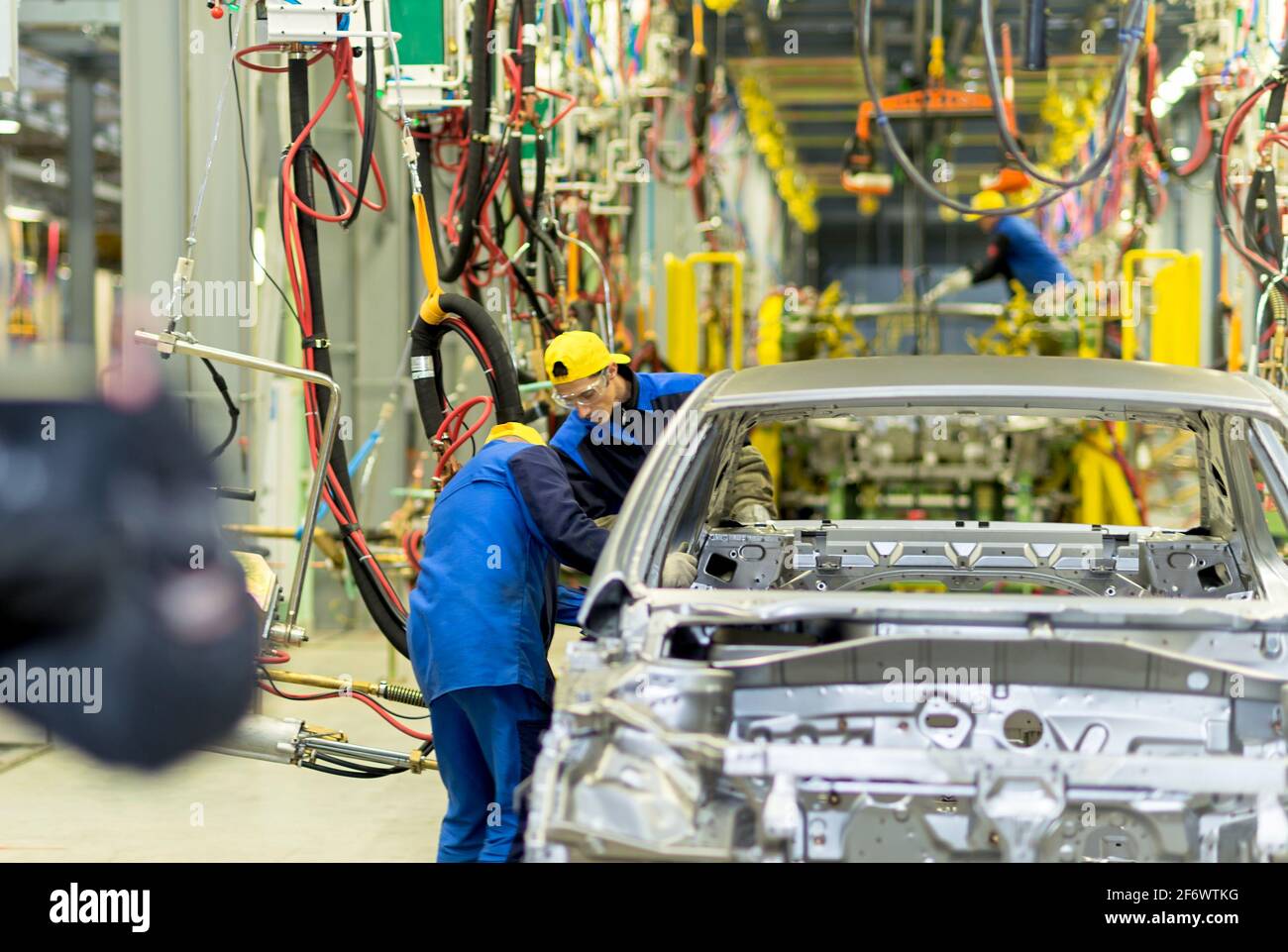 Car automobile automotive skeleton hi-res stock photography and images ...