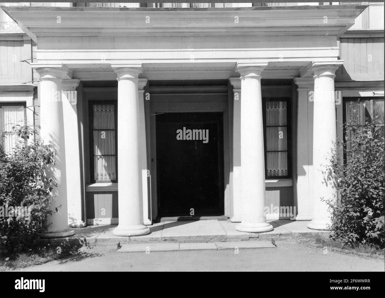 Shipment of shipyard (depicted - name).Shipping Hostel (depicted - name ...