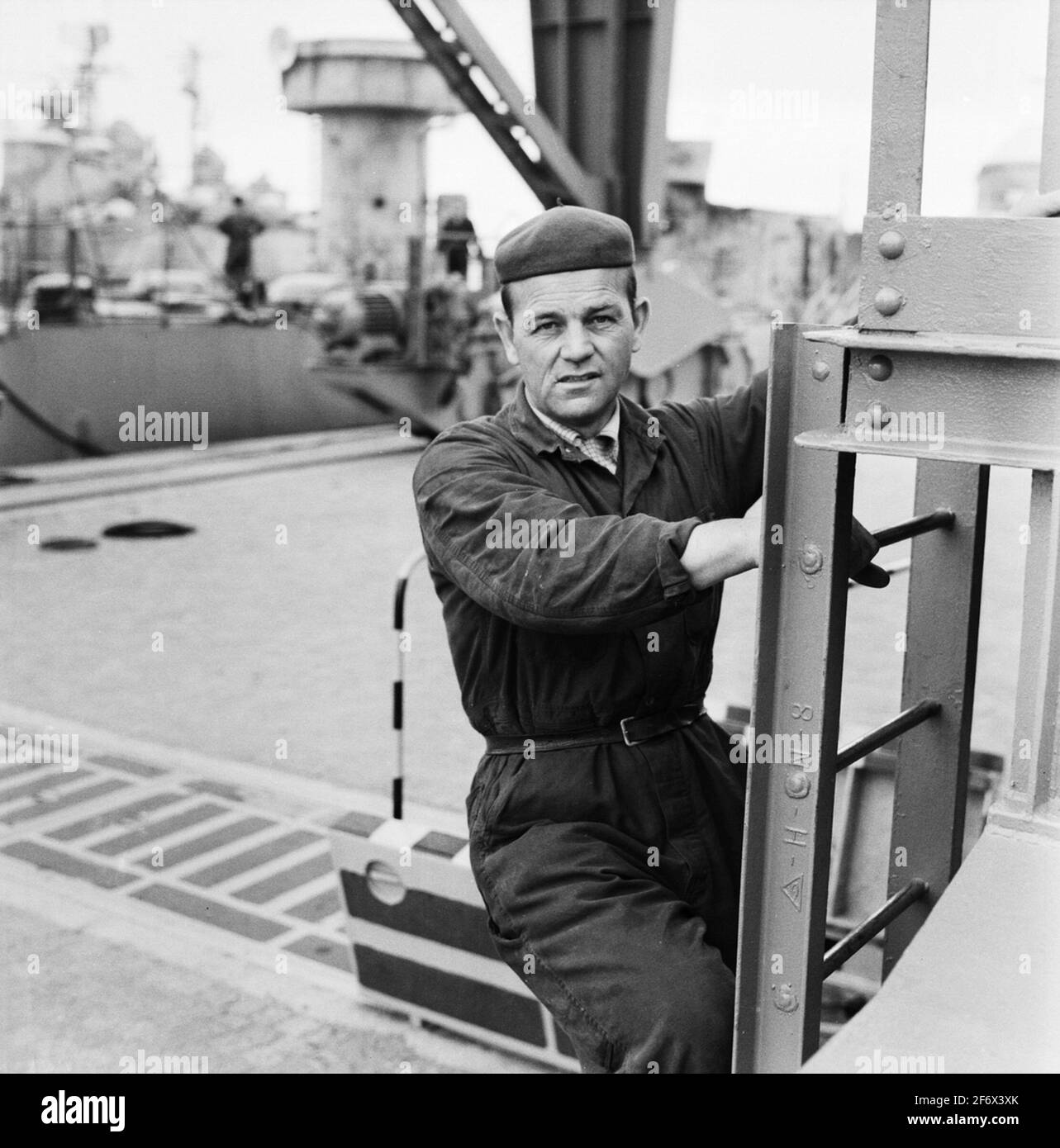 Buildings and crane cranespin Welin.Buildings and Crane Crane Machinery ...