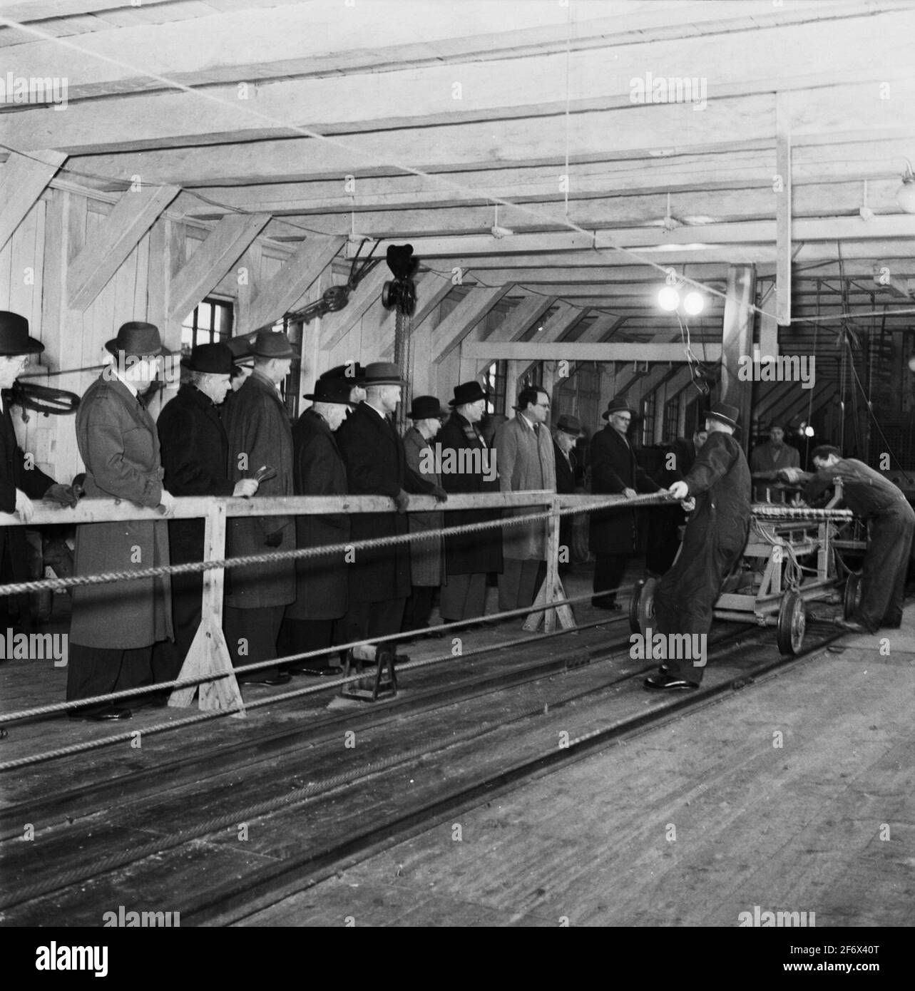 The rope ware track (pictured name).The rope warehouse (depicted name ...