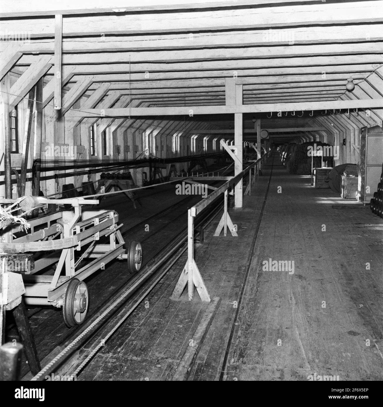 The rope ware track (pictured name).The rope warehouse (depicted name ...