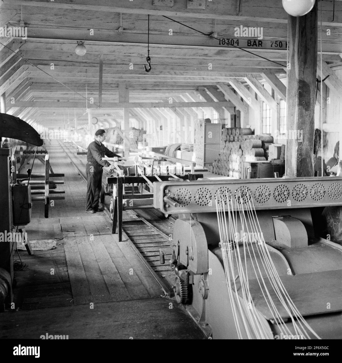 The rope ware track (pictured name).The rope warehouse (depicted name ...