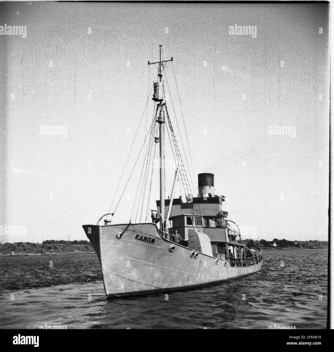 Artillery boats hi-res stock photography and images - Alamy