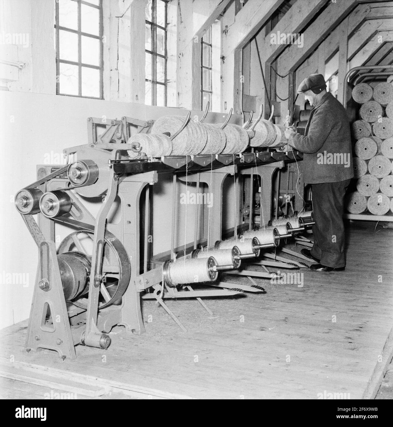 The rope ware track (pictured name).The rope warehouse (depicted name ...