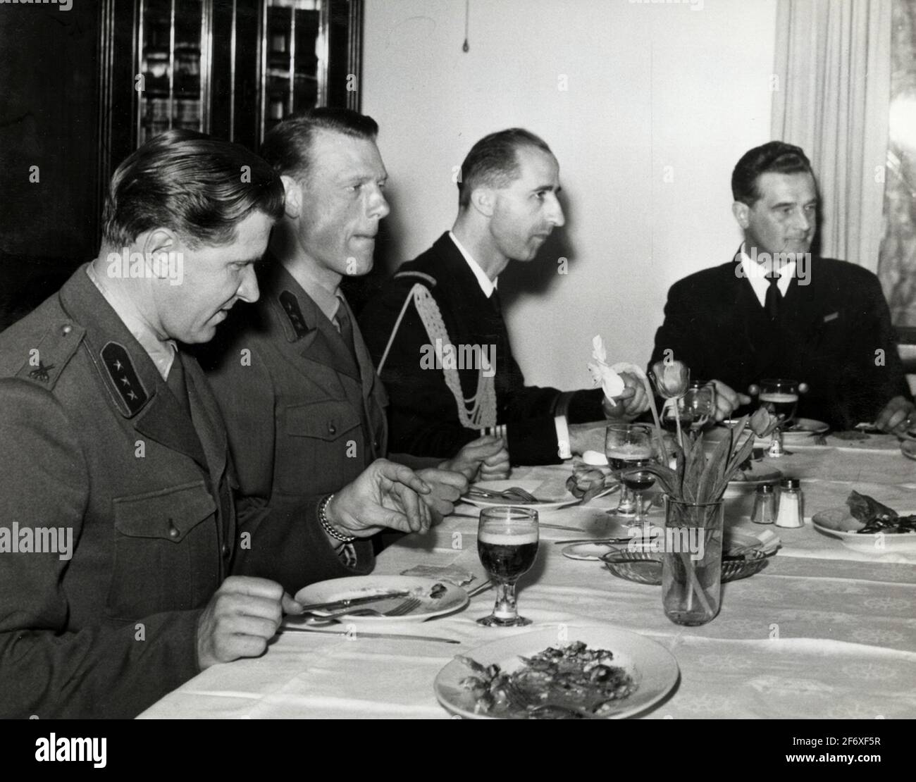 Military at dinner table Stock Photo - Alamy