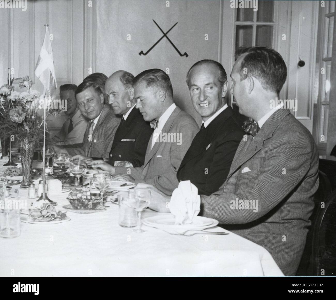 Banquet of army officers hi-res stock photography and images - Alamy