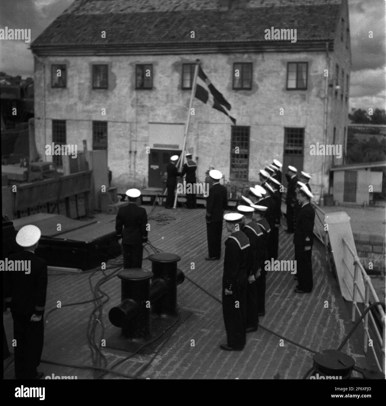 Docks inspection Black and White Stock Photos & Images - Alamy