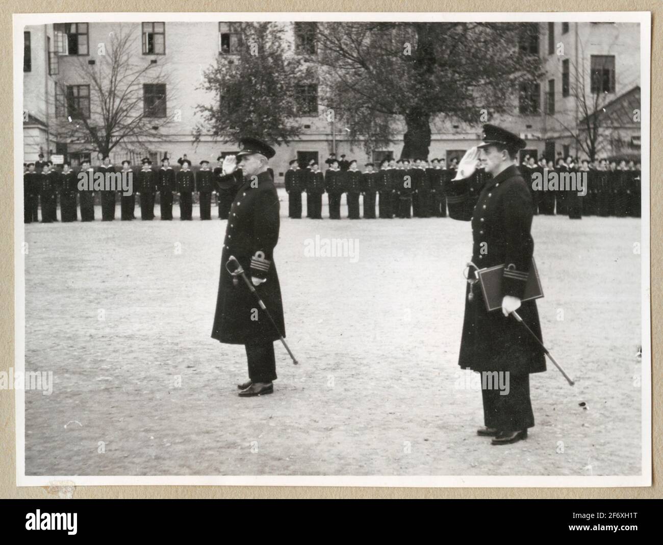 Military greeting hi-res stock photography and images - Alamy
