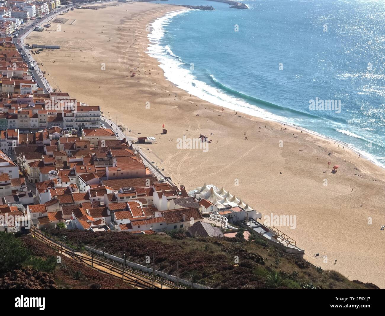 Elevator of nazare hi-res stock photography and images - Alamy
