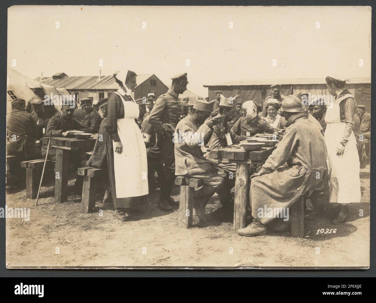 Prisoners eating hi-res stock photography and images - Alamy