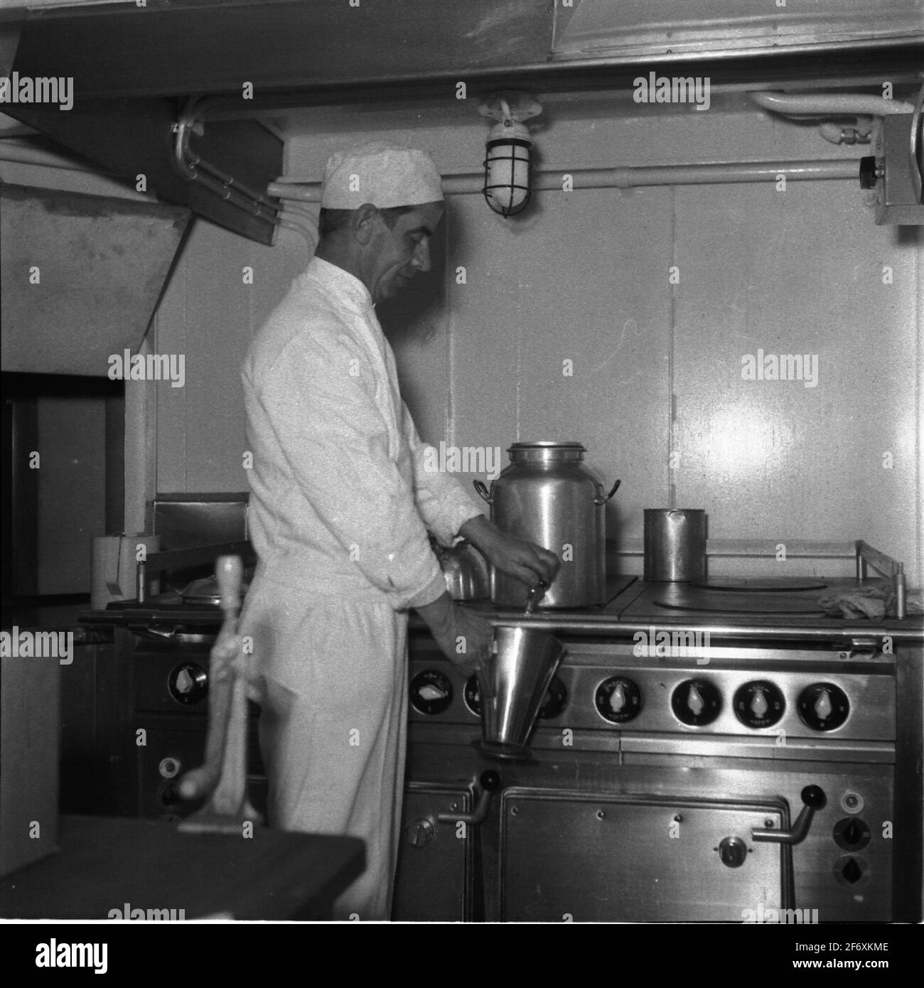 5716 hi-res stock photography and images - Alamy