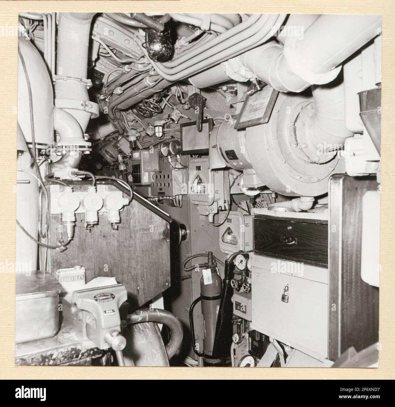 Diesel engine.BB's side seen borid.878-32.Kockums AB (depicted name), U ...