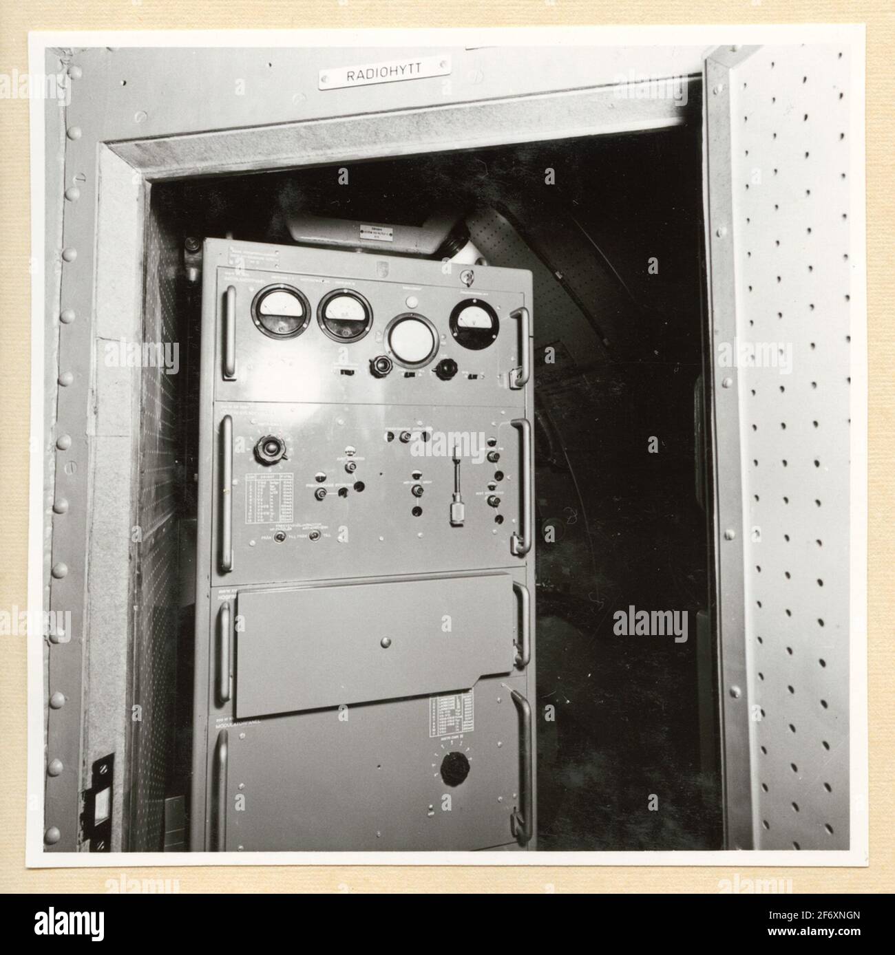 Radio cab .. Kockums AB (depicted name), shark (depicted name Stock ...