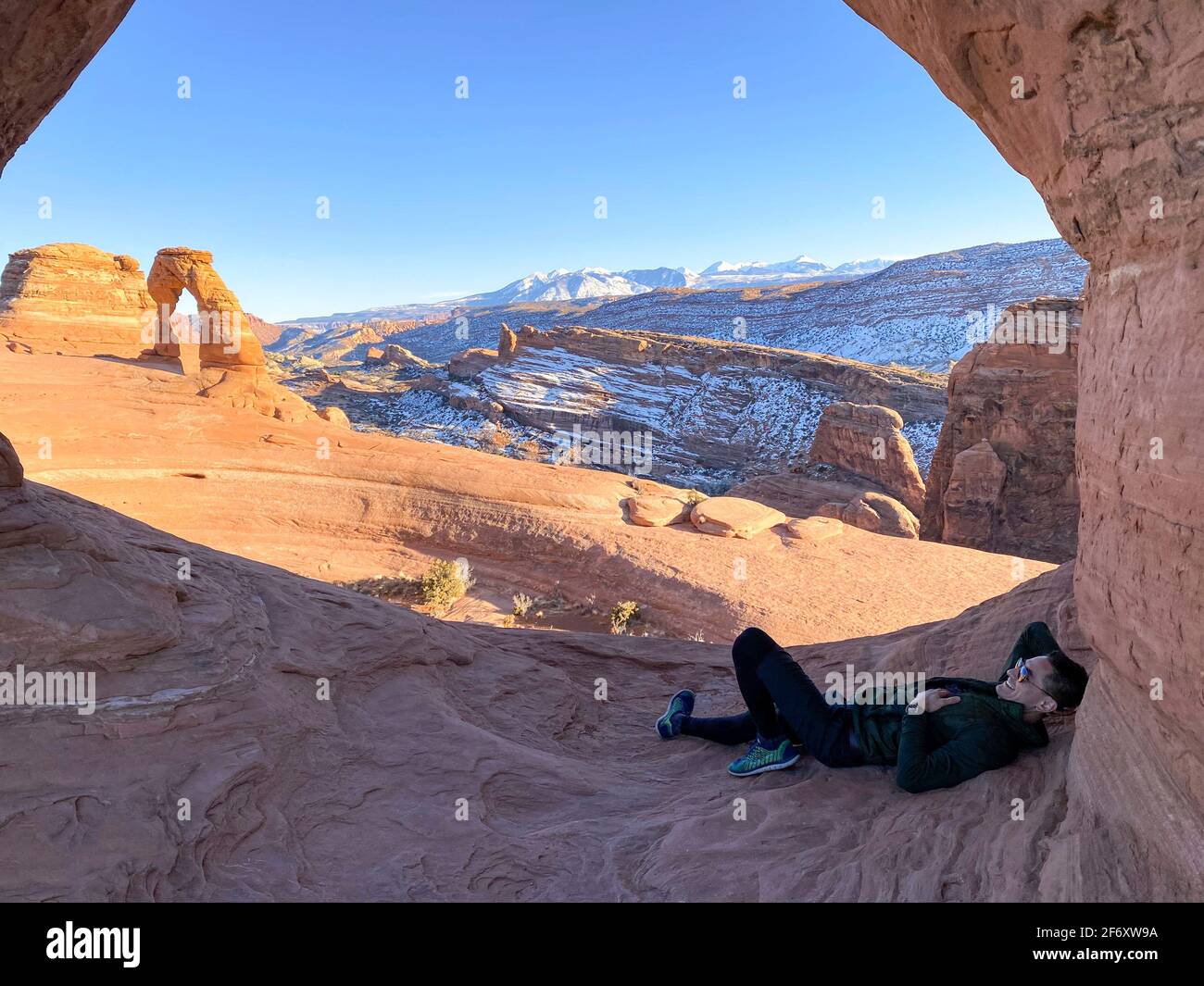 Delicate arch side view hi-res stock photography and images - Alamy