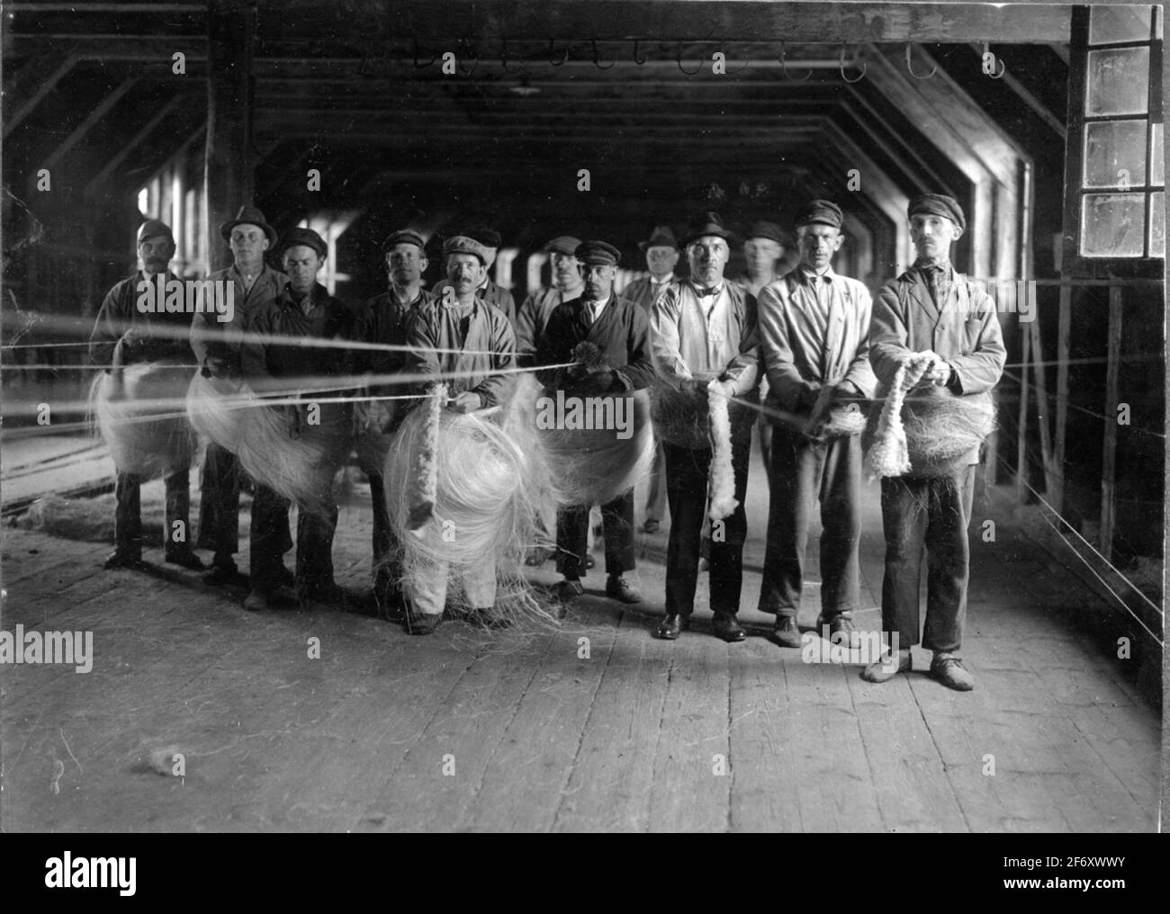 The rope ware track (pictured name).The rope warehouse (depicted name ...