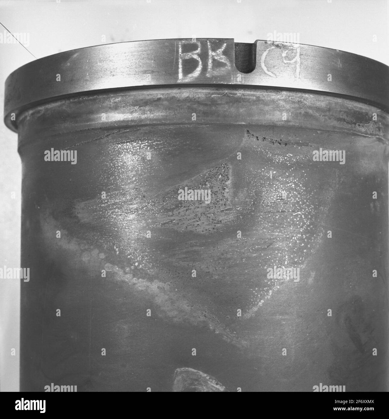 Cylinder damage hi-res stock photography and images - Alamy