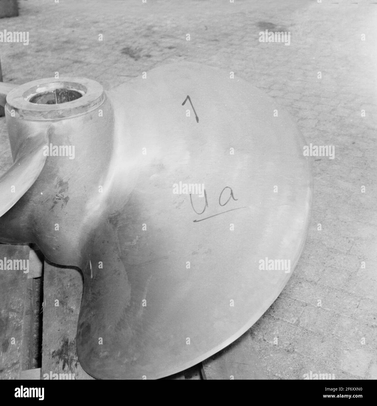 T107 Propeller damage.Aldebaran (depicted - name Stock Photo - Alamy