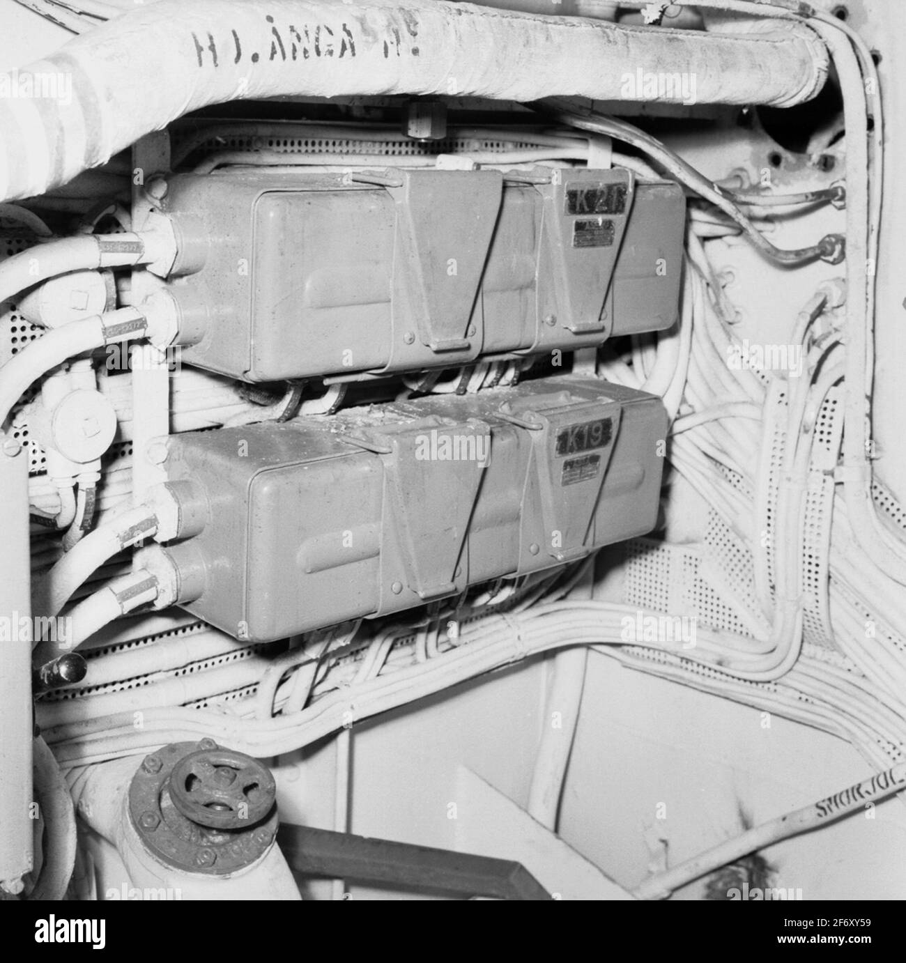 I.Calmar electricity material in change works.Kalmar (depicted name ...