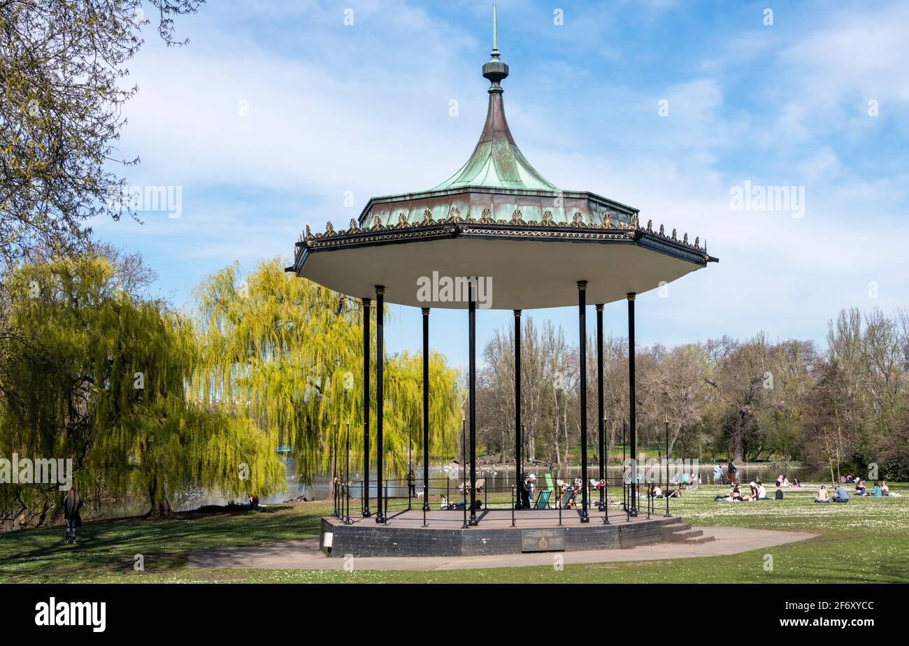 Band stand spring hi-res stock photography and images - Alamy