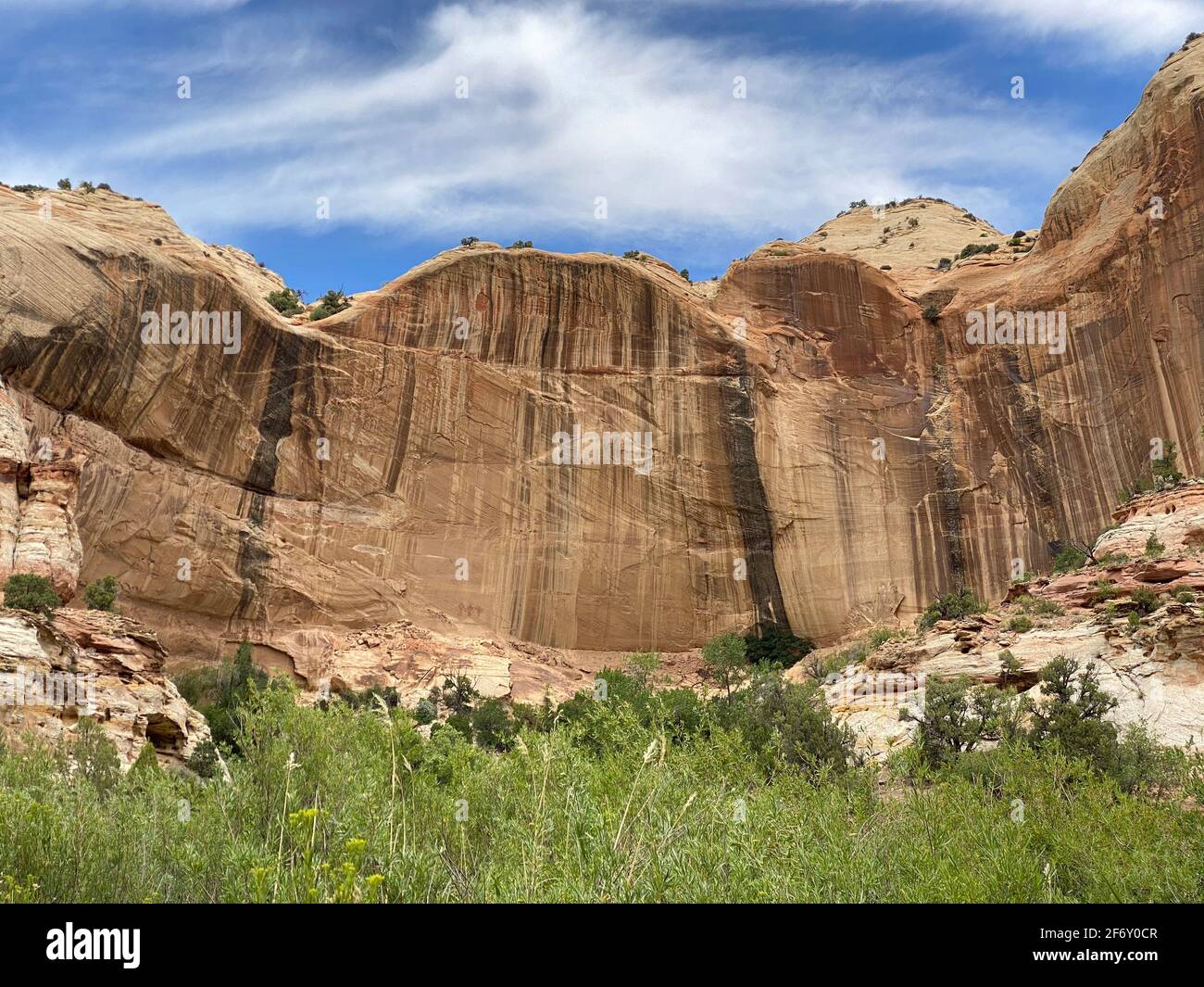 Rock formations in the Grand Staircase-Escalante National Monument ...