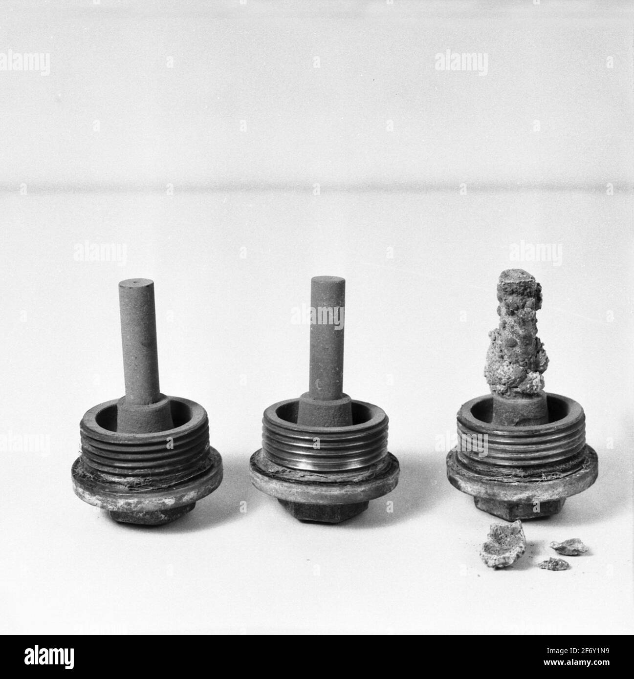 Flow valves Black and White Stock Photos & Images - Alamy