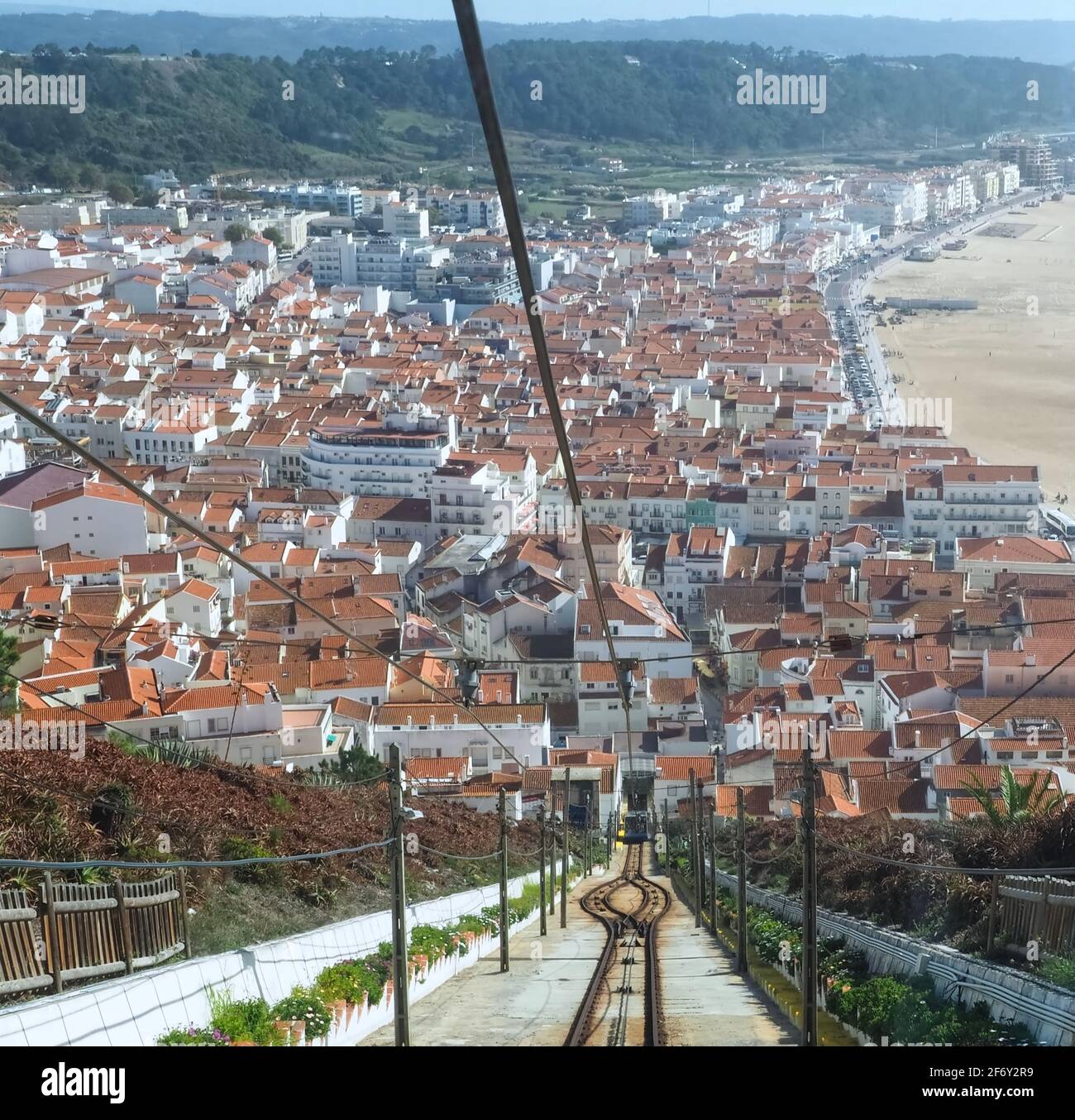Elevator of nazare hi-res stock photography and images - Alamy