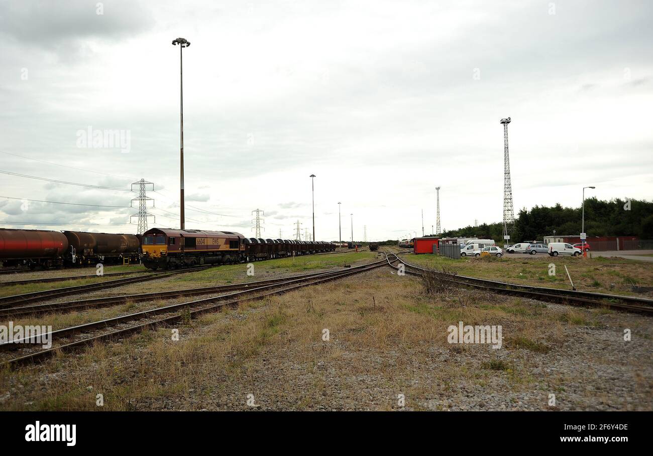 66041 leaving Margam yard with a train for Trostre Works Stock Photo ...