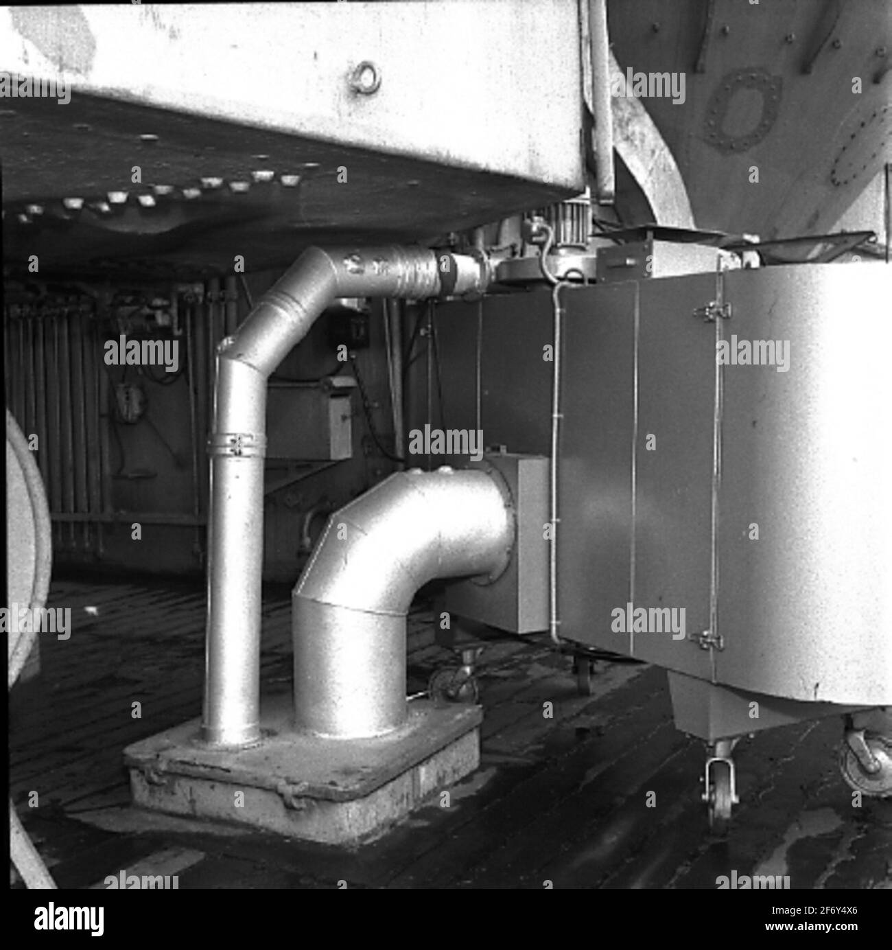 The armor ship Gustav Vavhummningsålgregat, pipes.Arms ship Gustav ...