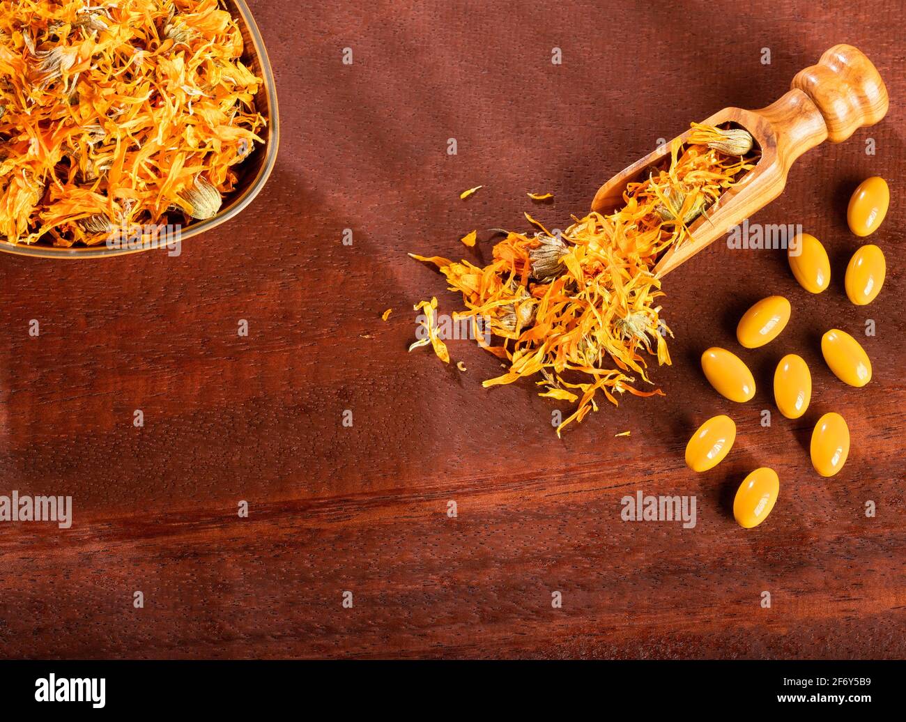 Calendula capsules. Alternative Medicine - Calendula officinalis Stock ...