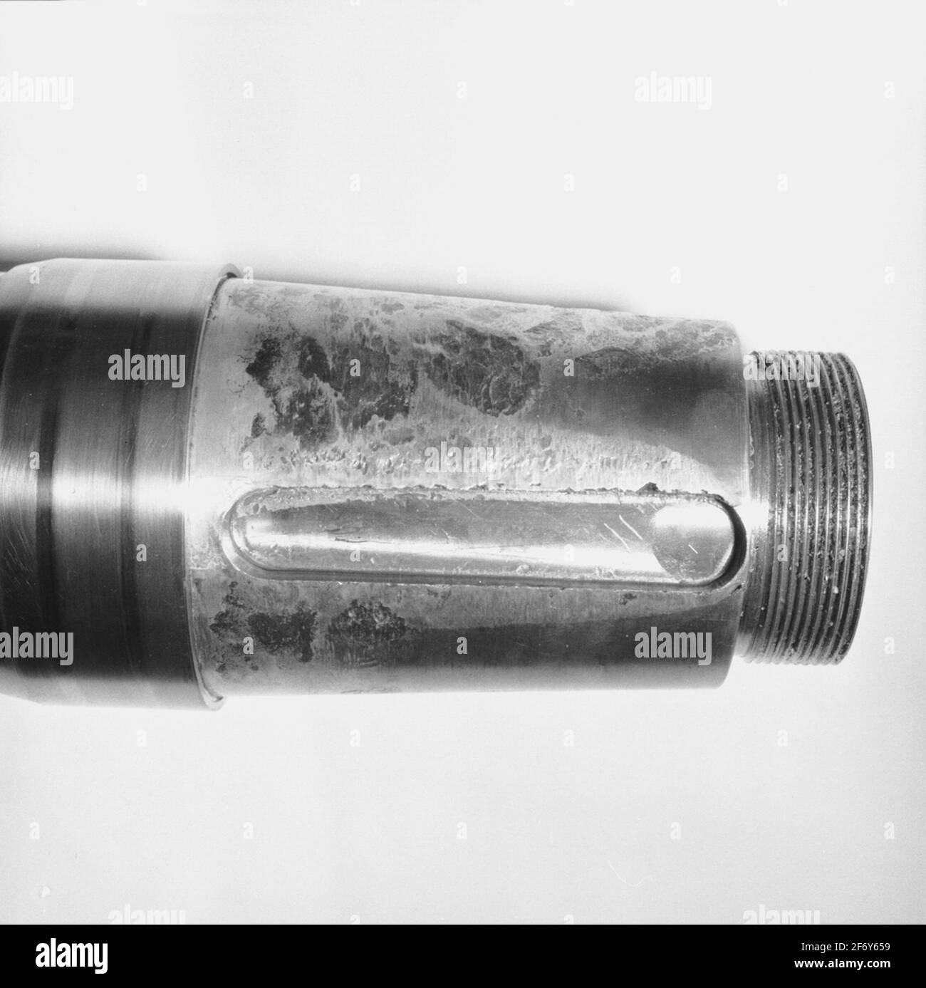 Mine sweep galten damaged propeller shaft.The galten (depicted name ...