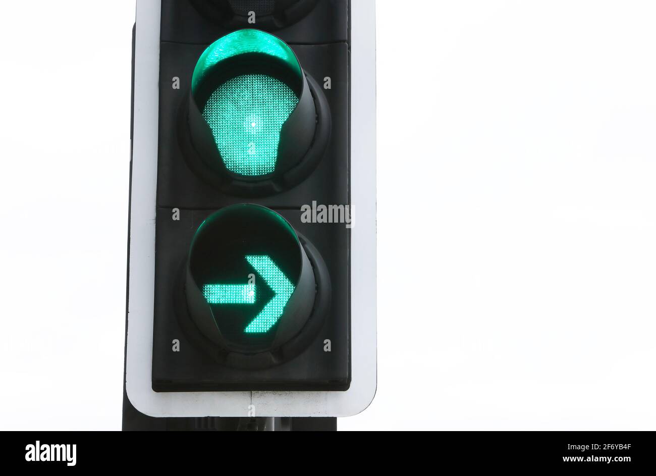 Green Traffic Light Arrow High Resolution Stock Photography and Images ...