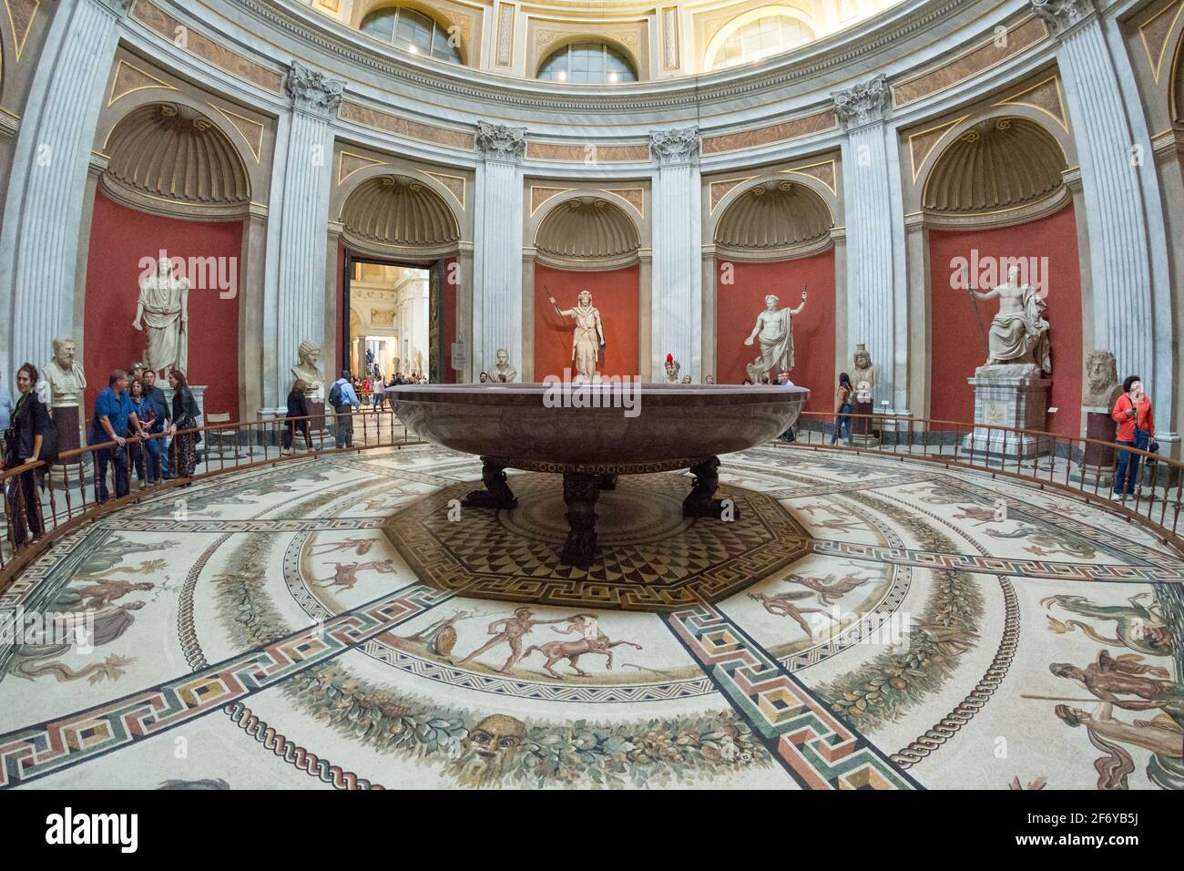 Pio clementino museum hercules hi-res stock photography and images - Alamy