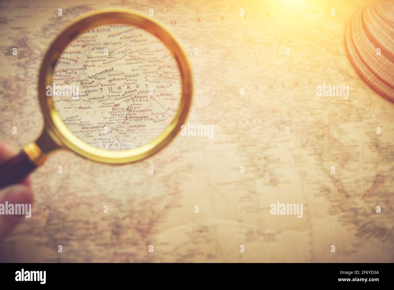 Viewed through magnifying glass hi-res stock photography and images - Alamy