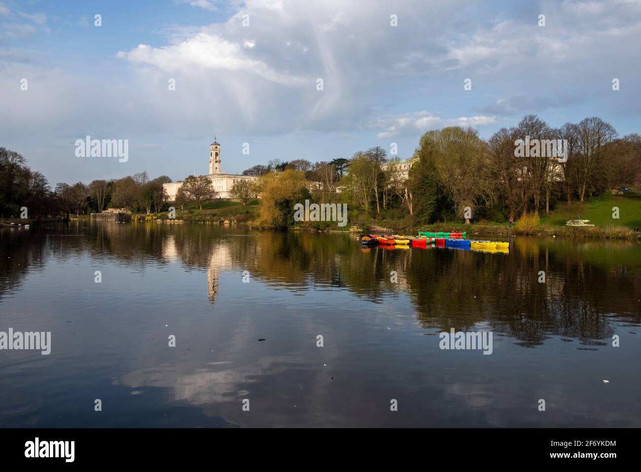 Highfields park nottingham boating lake hi-res stock photography and ...