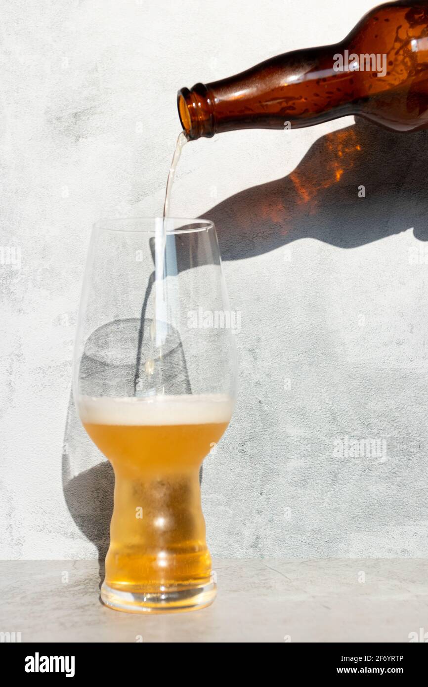 Golden ipa hi-res stock photography and images - Alamy