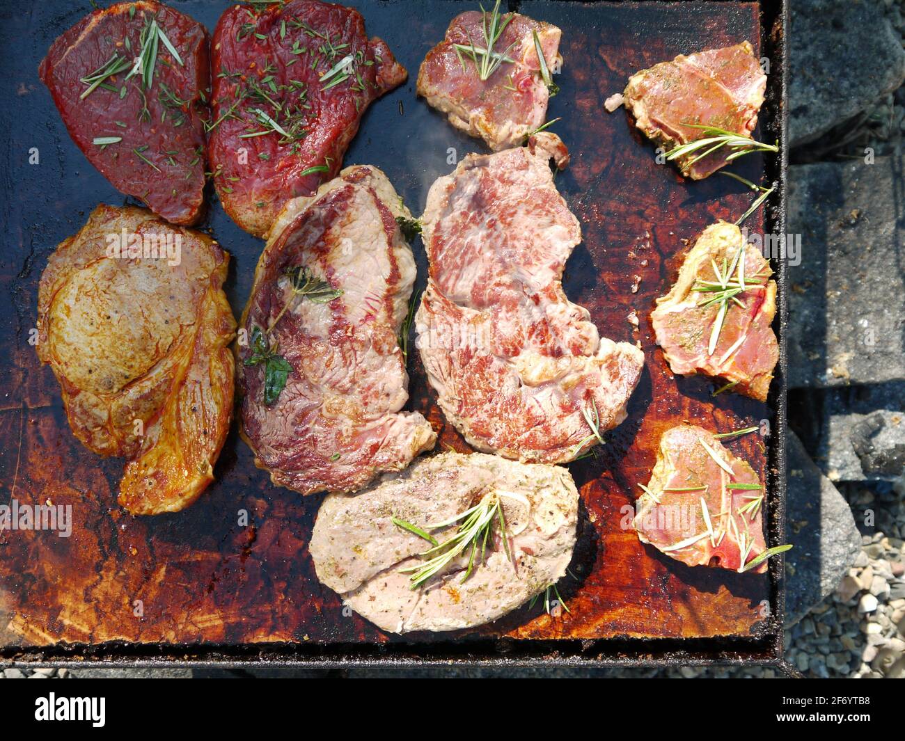 Burnt food bbq burger hi-res stock photography and images - Alamy