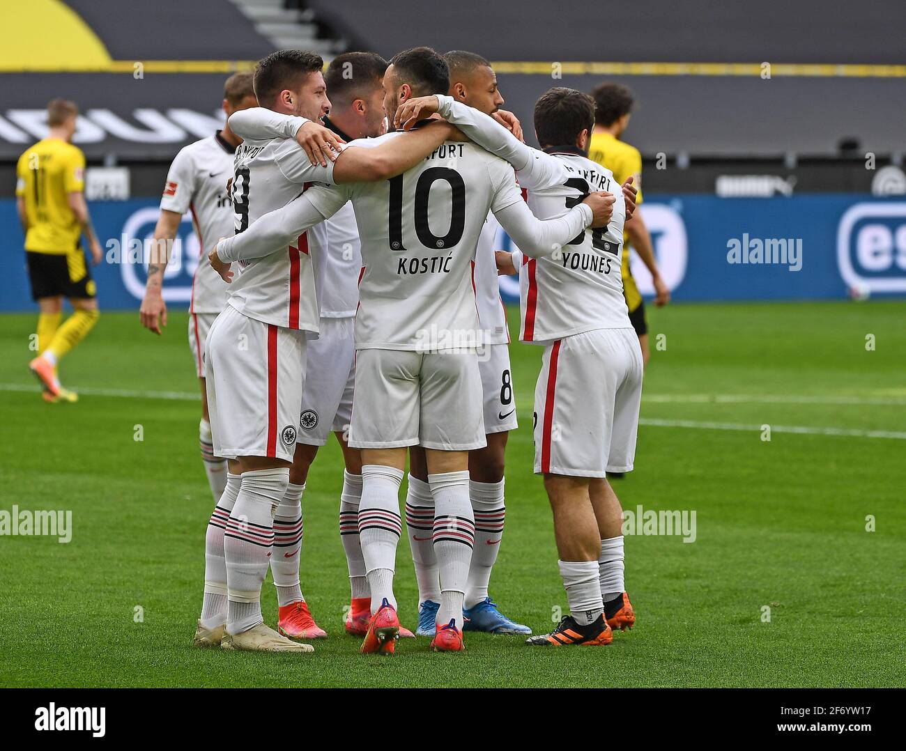 Filip kostic eintracht frankfurt andre silva hi-res stock photography ...