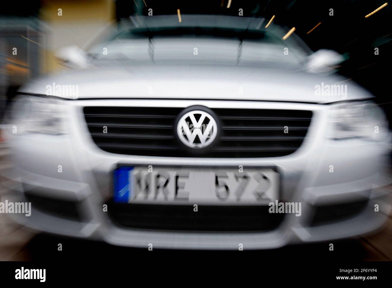 Volkswagen cars sold in a car shop Stock Photo - Alamy