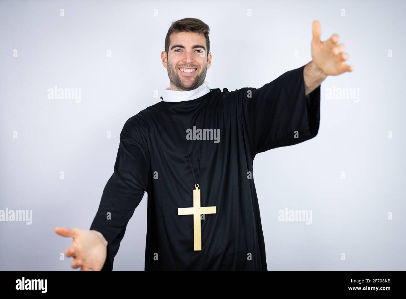 Open arms church of god High Resolution Stock Photography and Images ...