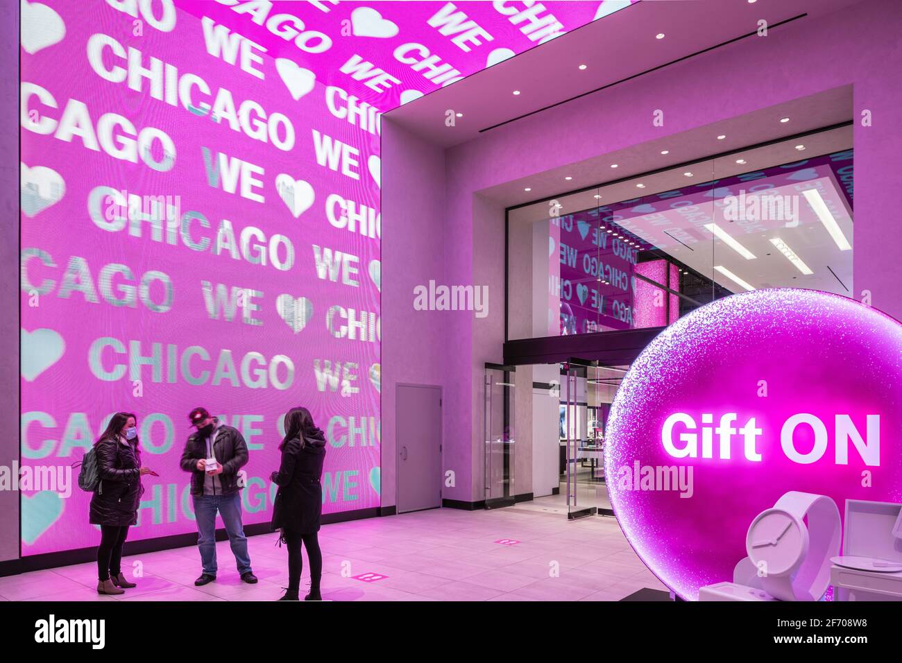 Interior of T Mobile flagship store on Michigan Avenue Stock Photo - Alamy